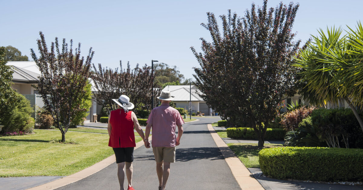 What is a retirement village and why make the move? | BaptistCare